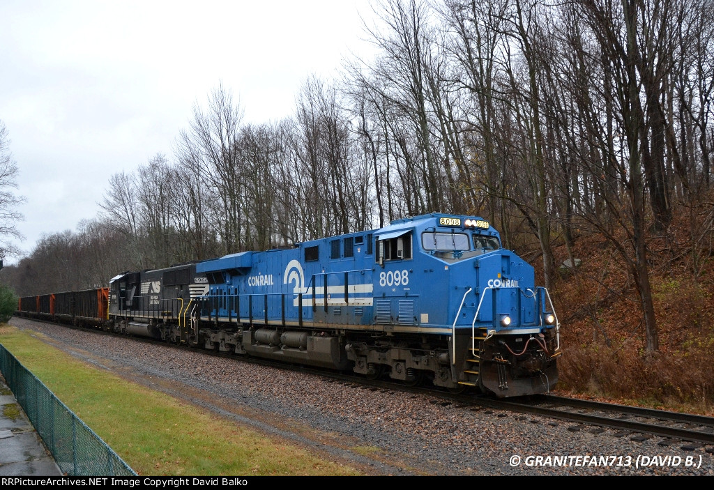 NS 8098 - Conrail